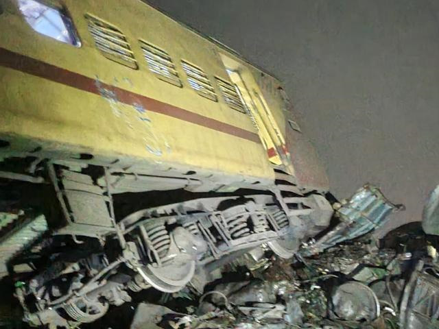 6 Dead As Express Train Collides With Stationary Passenger Train In Andhra