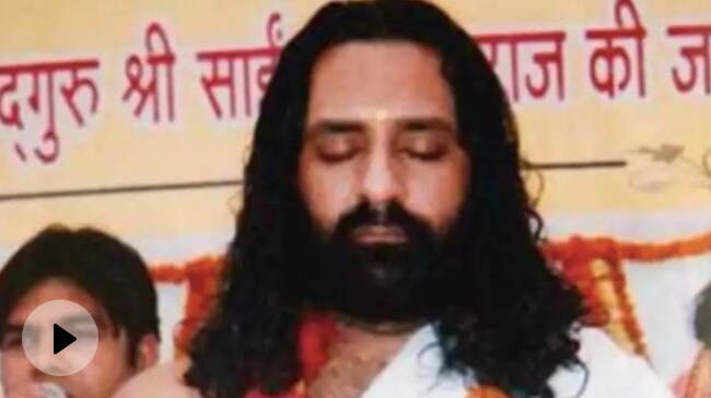 Another Baba Who Ran A Sex Racket Of 600 Girls Trapped In The Case Reports Saurabh Shukla