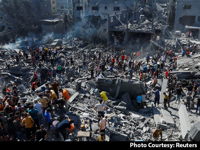 Israel Expands Ground Raids, Internet Services Cut Off Across Gaza