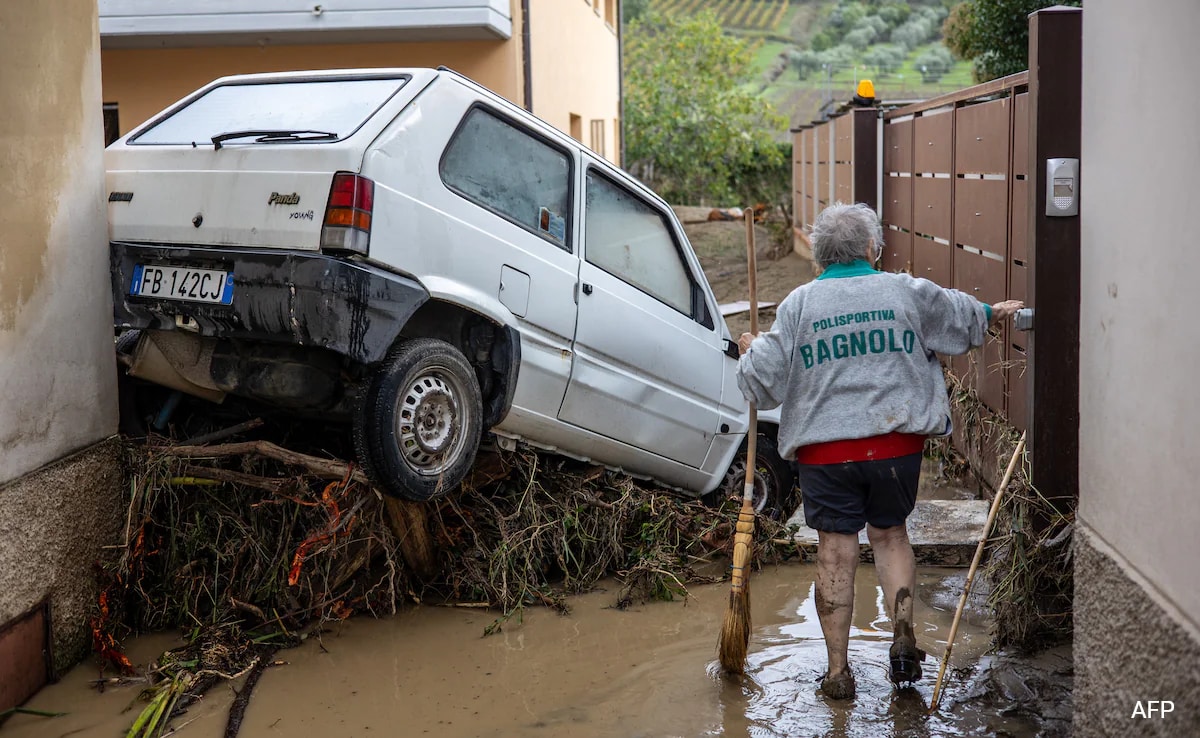 12 Killed As Storm Ciaran Batters Western Europe With Record Winds