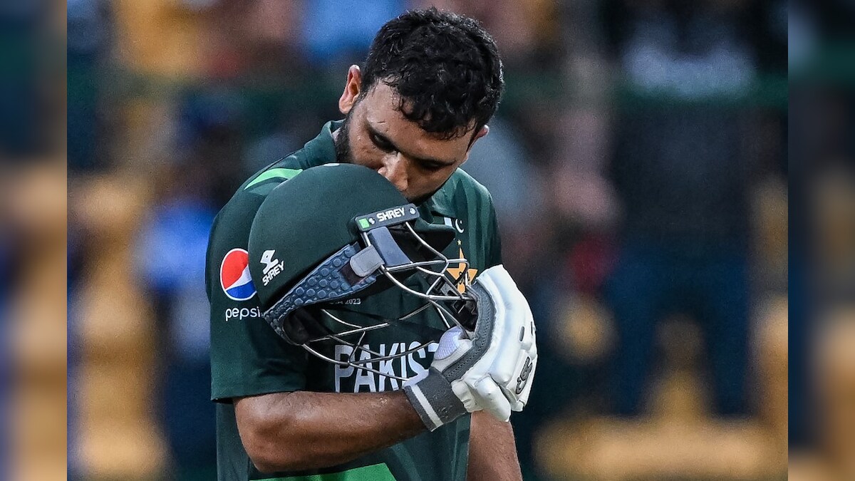 Cricket World Cup 2023: Pakistan Pip New Zealand By 21 Runs Via DLS Method To Keep Semi-Final ...