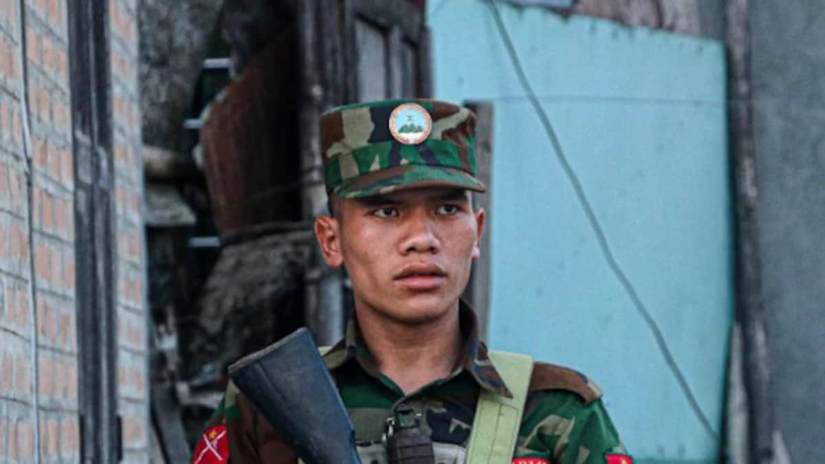 म्यांमा के 151 सैनिक भागकर मिजोरम आए, असम रायफल्स ने दिया प्राथमिक ...