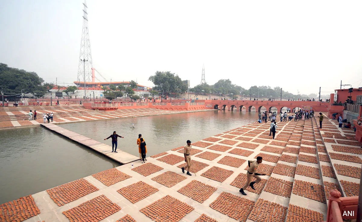 Diwali 2023: Ayodhya Decked Up For Diwali Celebrations, Set To Break ...