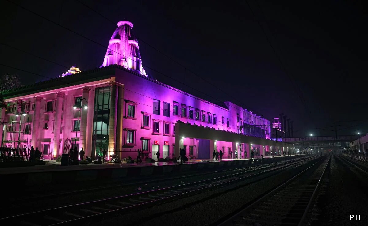 5 Facts On Ayodhya Railway Station, Ayodhya Dham: Largest Concourse ...