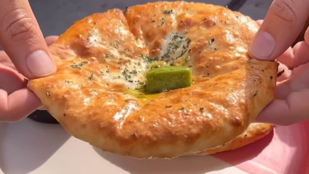 Food Vloggers Chicken Nihari In Buttery Tandoori Kulcha Makes Internet ...