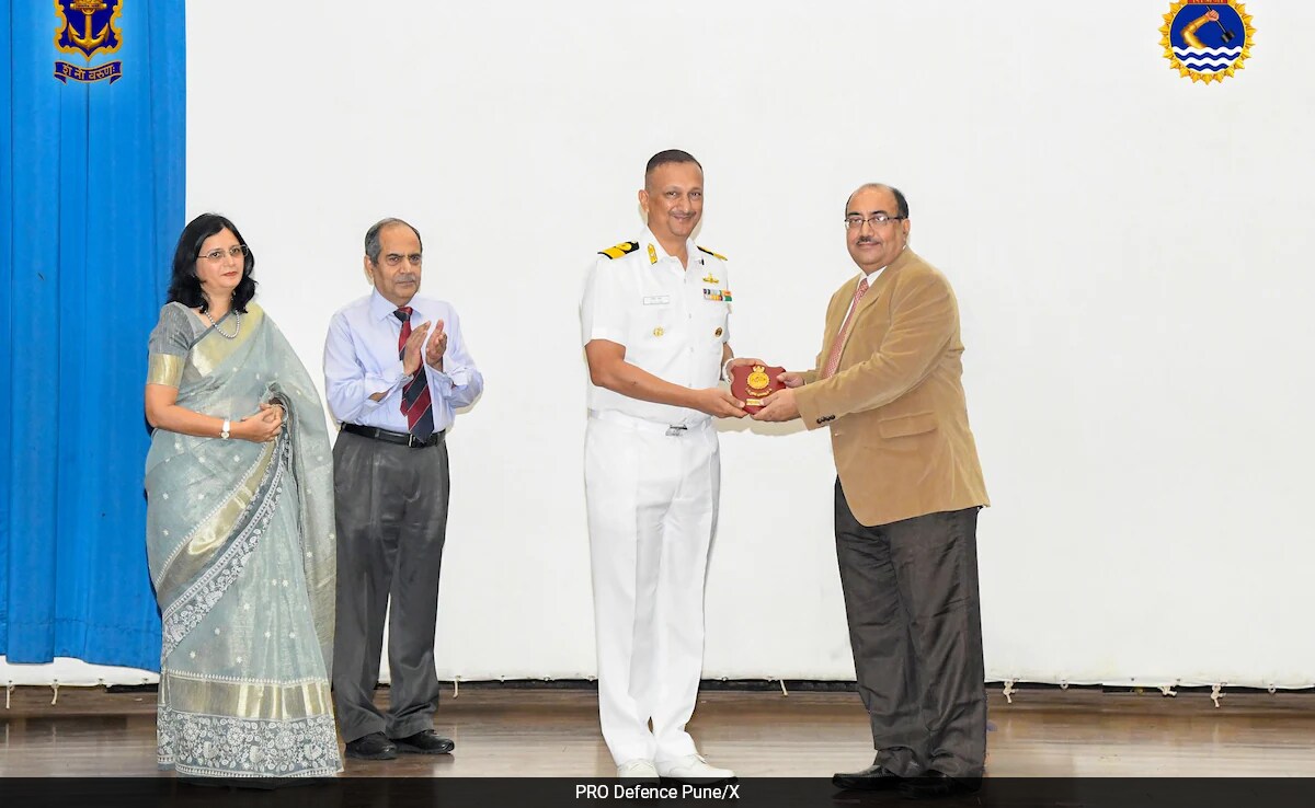INS Shivaji Gets Original Vir Chakra Awarded To 1971 War Hero