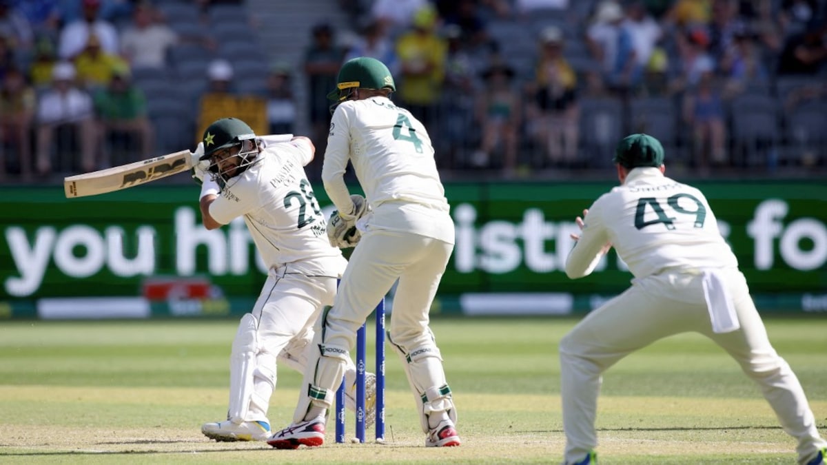 Australia vs Pakistan 1st Test, Day 3 Highlights: Usman Khawaja, Steve ... Australia vs Pakistan 1st Test, Day 3 Highlights: Usman Khawaja, Steve ...