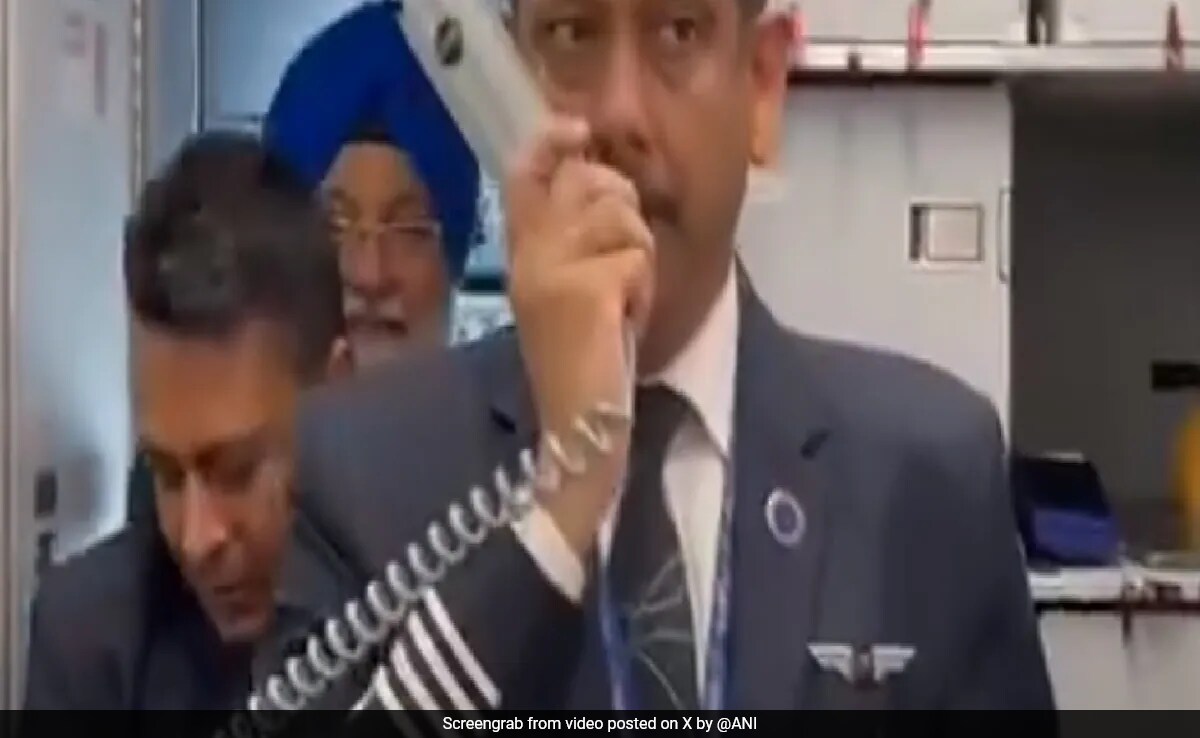 IndiGo Pilot Chants Jai Shri Ram As First Flight To Ayodhya Takes Off