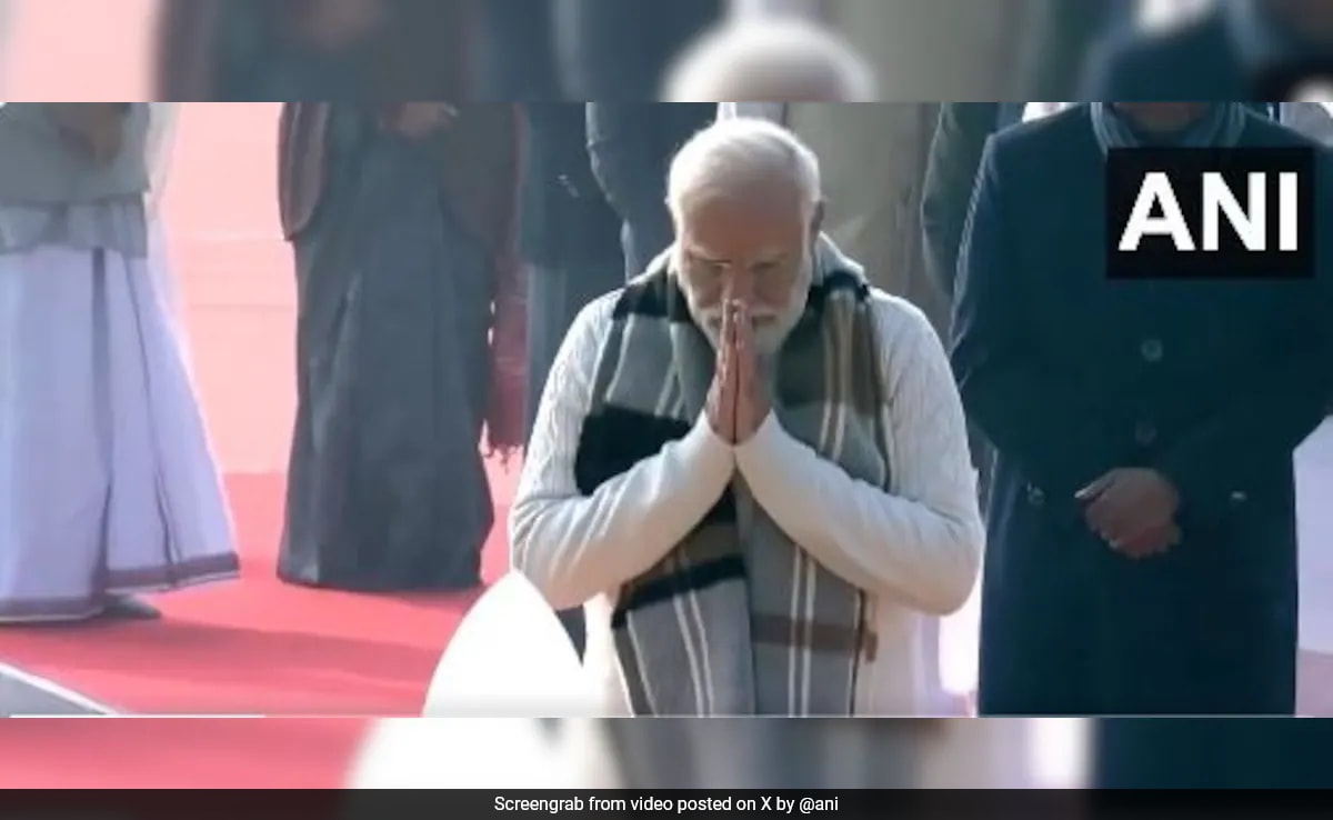 PM Narendra Modi Pays Tribute To Atal Bihari Vajpayee On 99th Birth ...