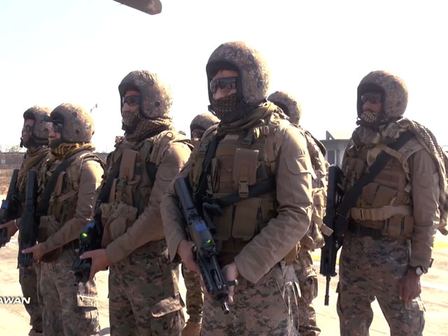 On Jai Jawan, Actor Anil Kapoor Meets Garud Commandos - First ...