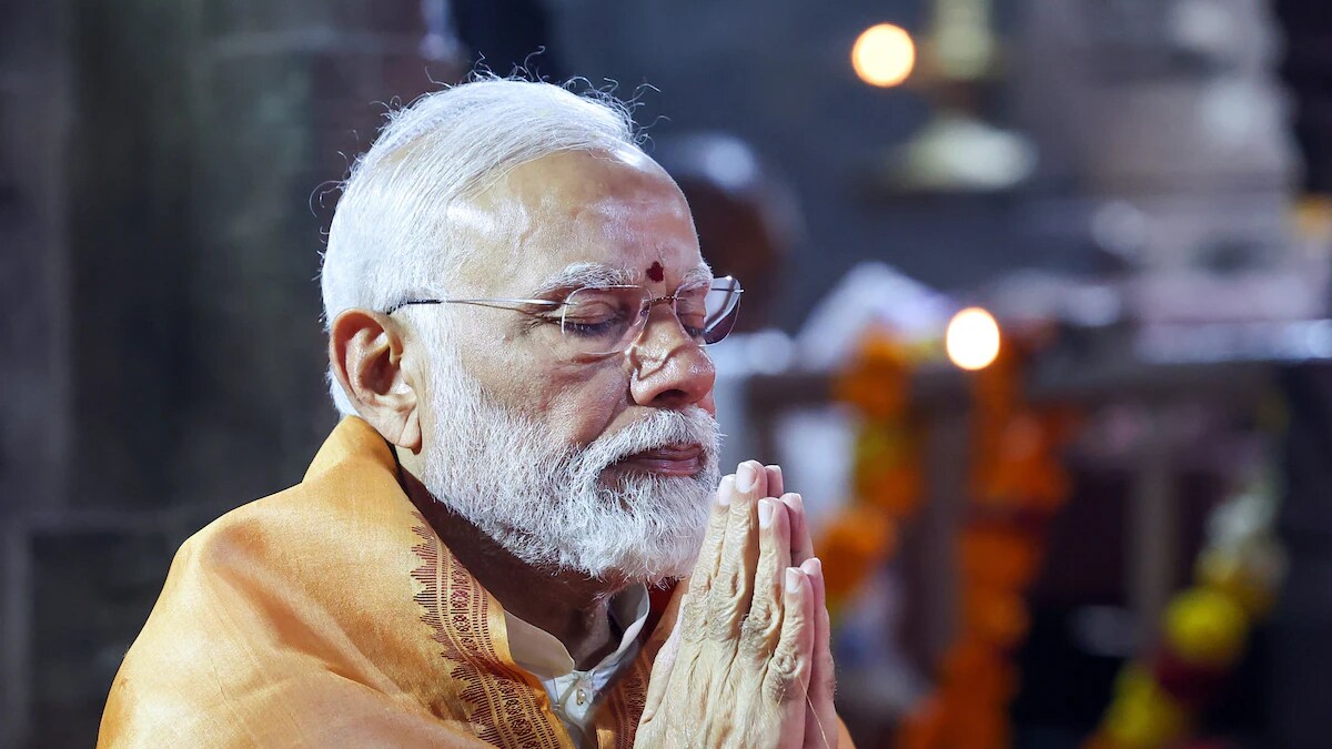 "फर्श पर सोना, सिर्फ नारियल पानी...": रामलला की प्राण प्रतिष्‍ठा से ...