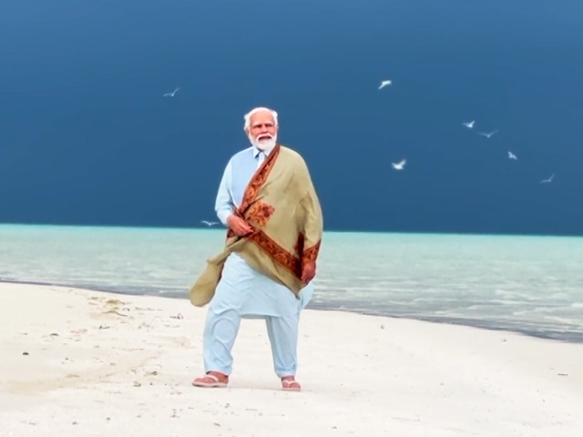 PM Modi's Lakshadweep Visit: Snorkelling, Walk On Beach