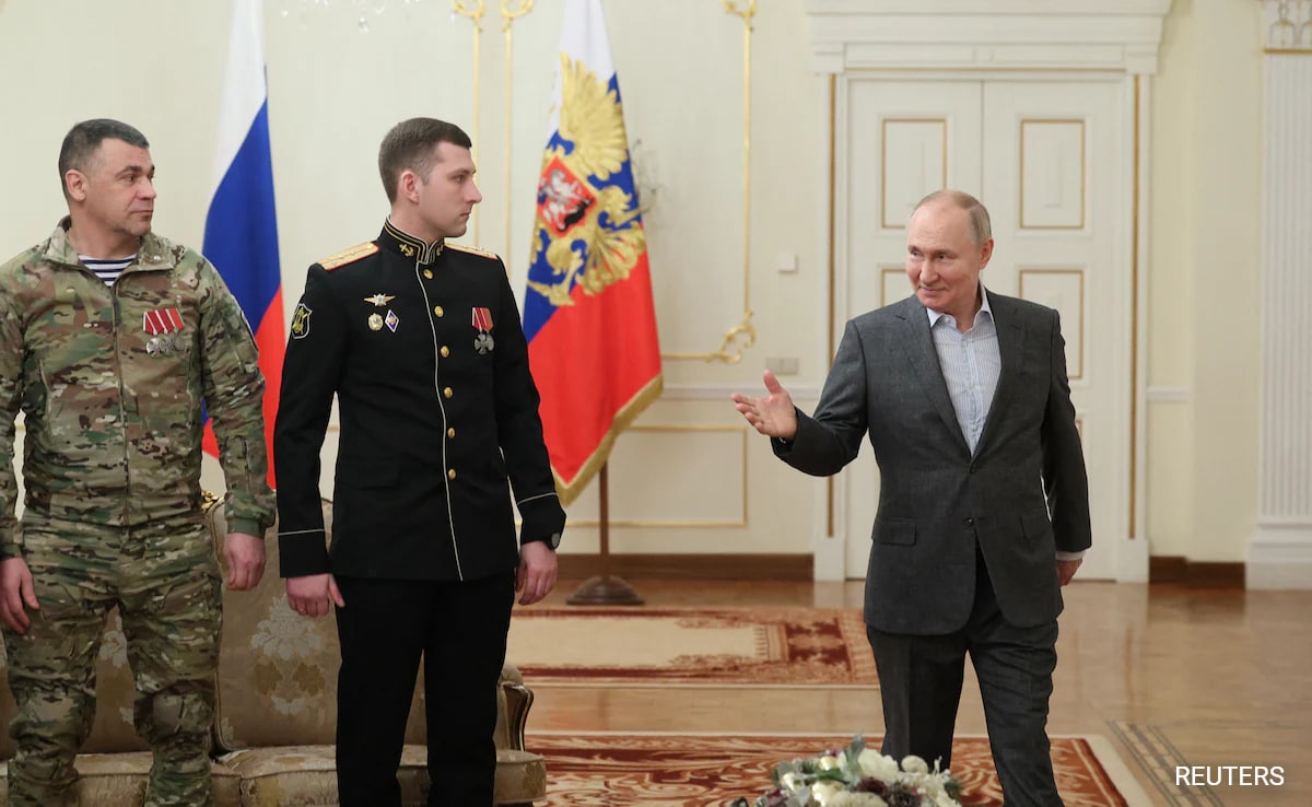 Russia-Ukraine War: Vladimir Putin Offers Citizenship To Foreigners Who ...