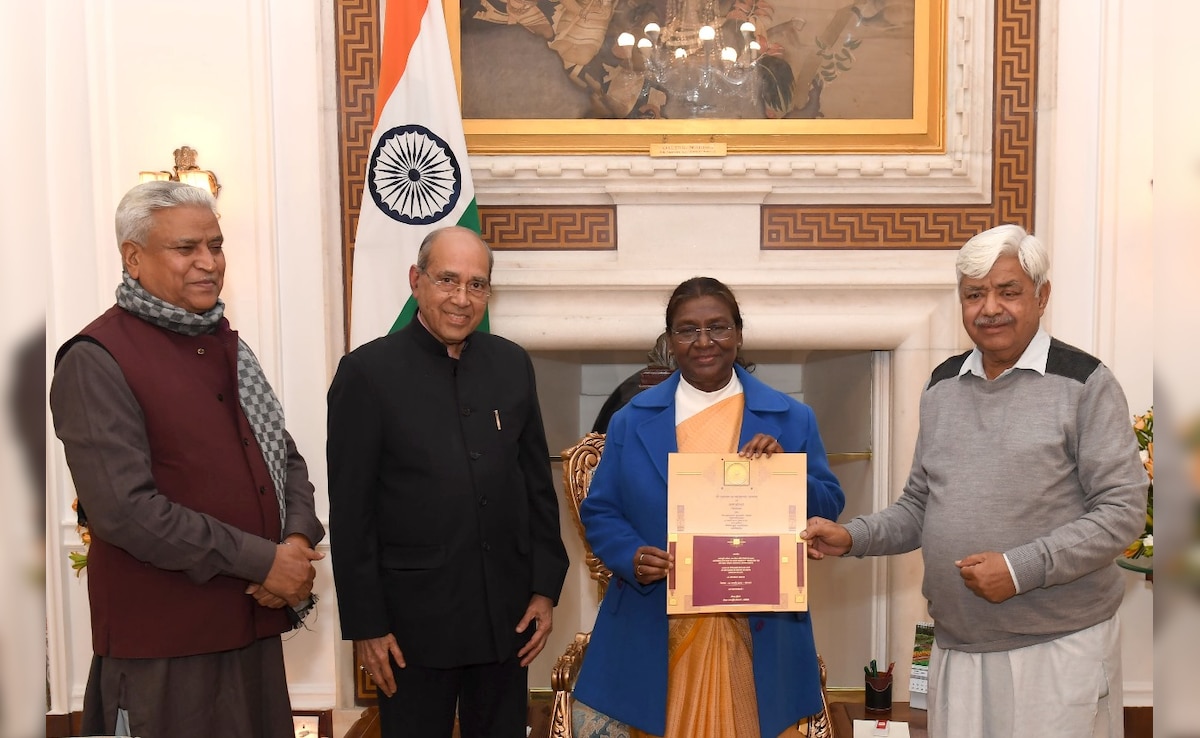 President Murmu Invited For Ram Temple Inauguration On Jan 22, Says ...