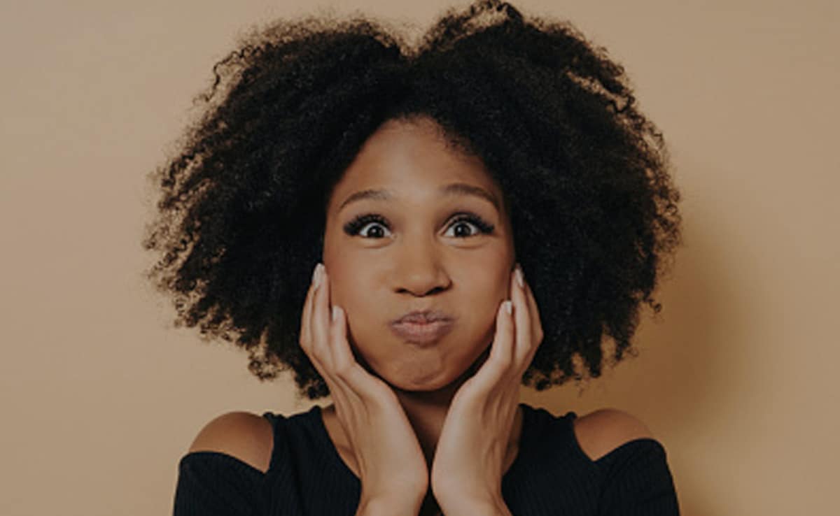 सुबह उठते ही चेहरे में नजर आती है Swelling तो न करें नजरअंदाज, जानें ...