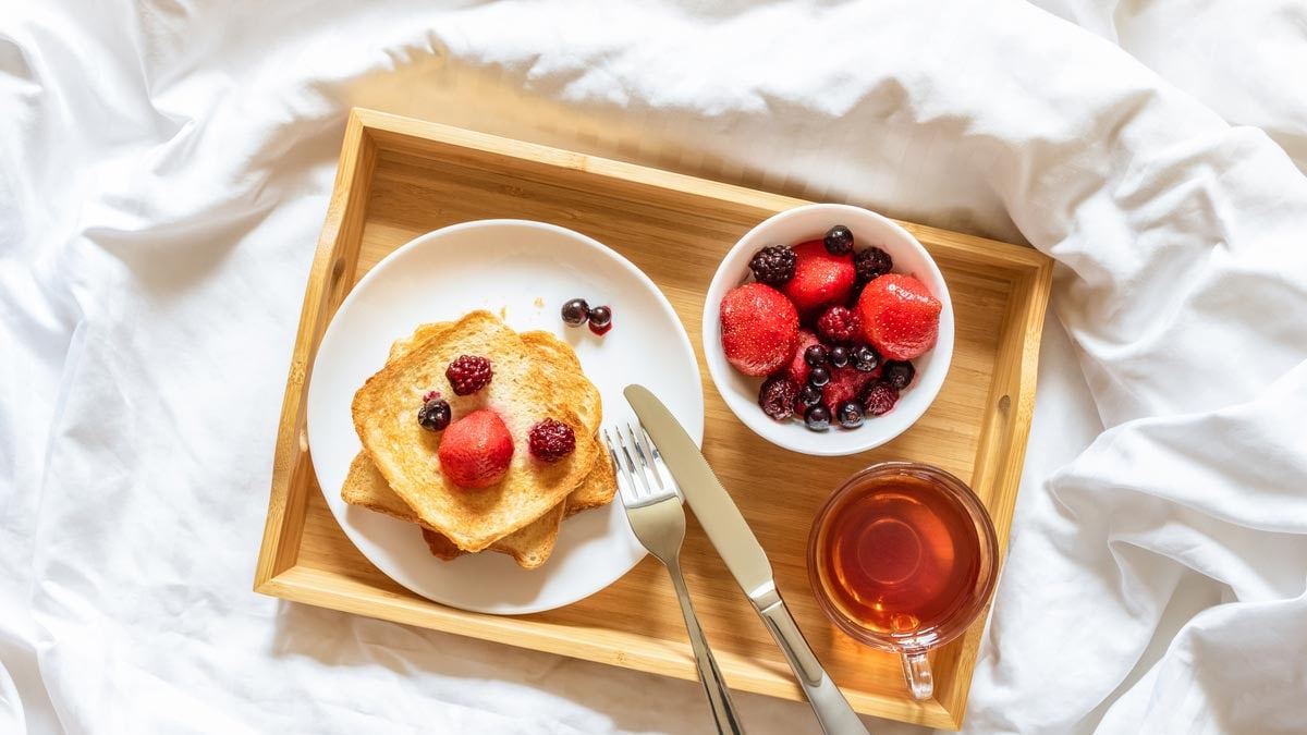 5 Breakfast-In-Bed Ideas To Impress Your Foodie Partner - NDTV Food
