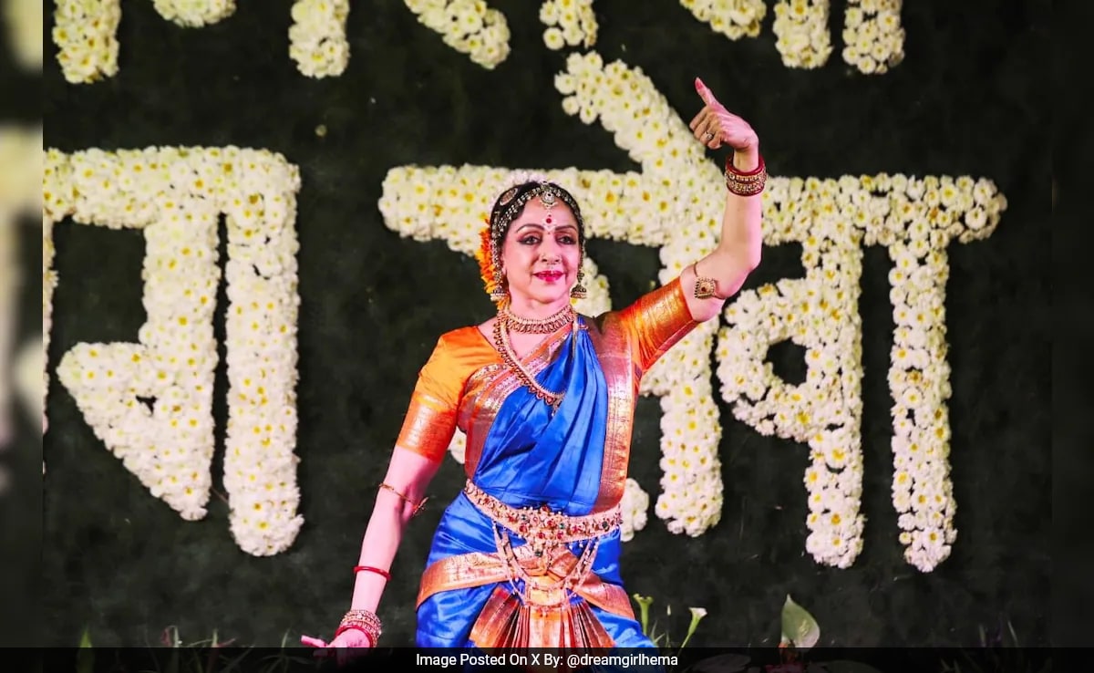 Hema Malini's 'Nritya Seva' Inside Ram Temple Premises