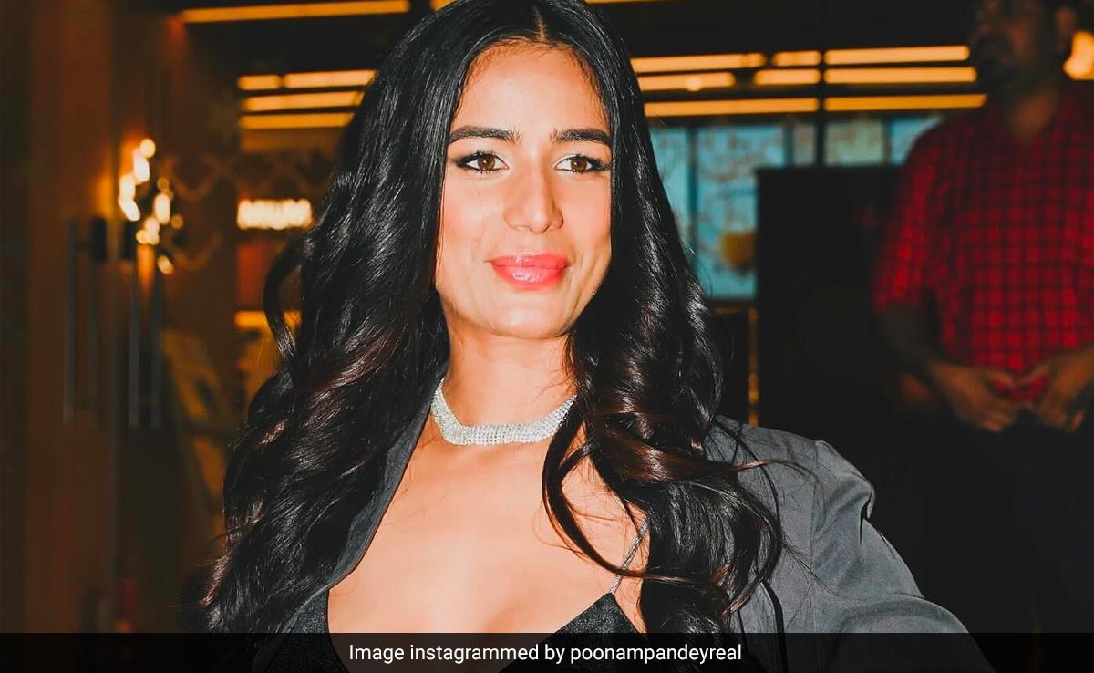 Poonam Pandey Dies Of Cervical Cancer At 32, Says Her Team