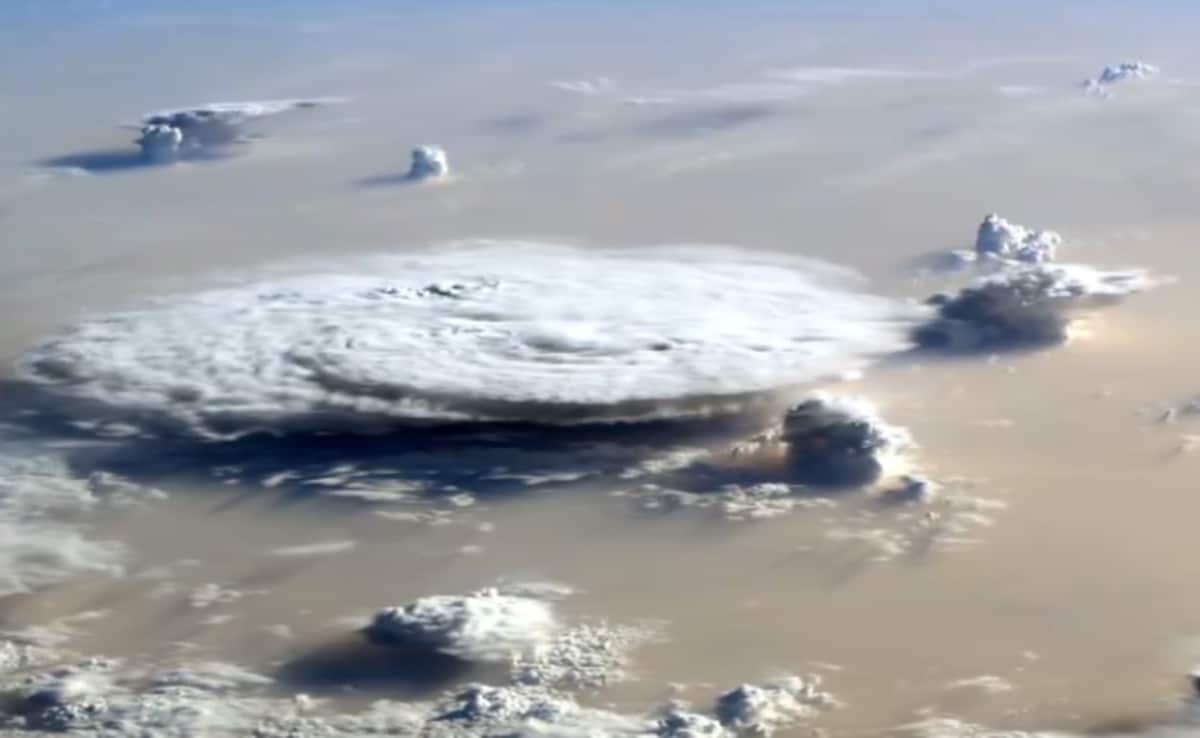 ''Alien-Looking Planet'': NASA Video Captures Stunning View Of Sahara ...