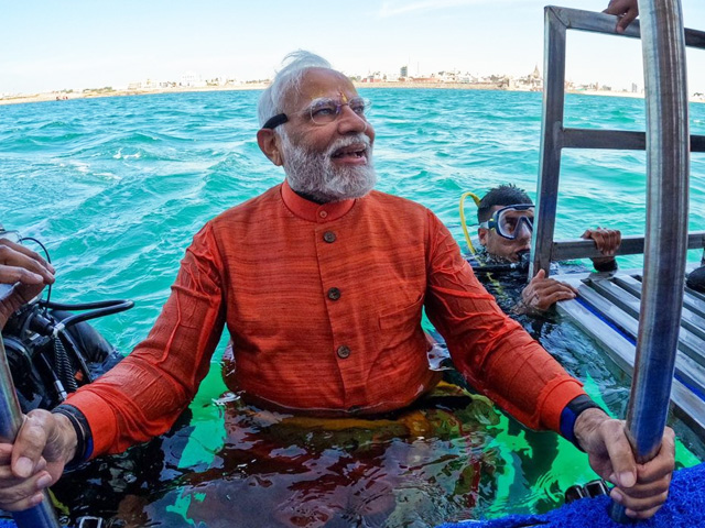 PM Modi Dives Down To Submerged City Of Dwarka To Offer Prayers