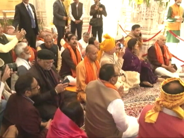 Yogi Adityanath, UP MLAs Visit Ayodhya Ram Temple, Akhilesh Yadav Skips