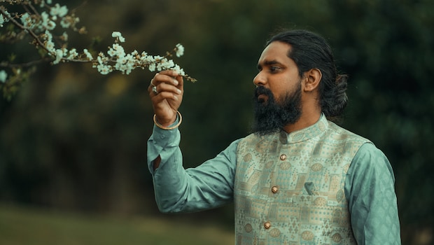 Revamp Your Wardrobe With Myntra's Top Deals On Stylish Ethnic Wear For ...