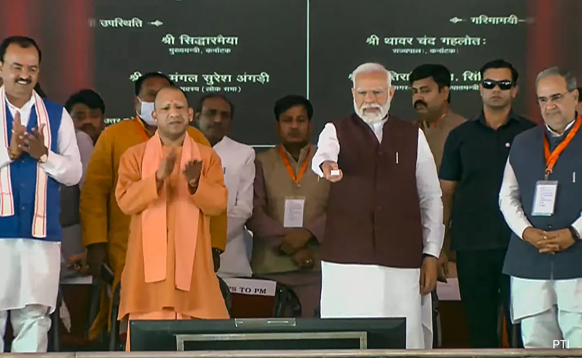 PM Narendra Modi Launches Projects Worth Over Rs 34,000 Crore In UP