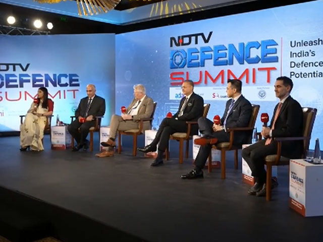 भारतीय रक्षा क्षेत्र को आत्मनिर्भर बनाने के लिए क्या हो रहा काम?दिग्गज कंपनियों के प्रमुखों ने बताया