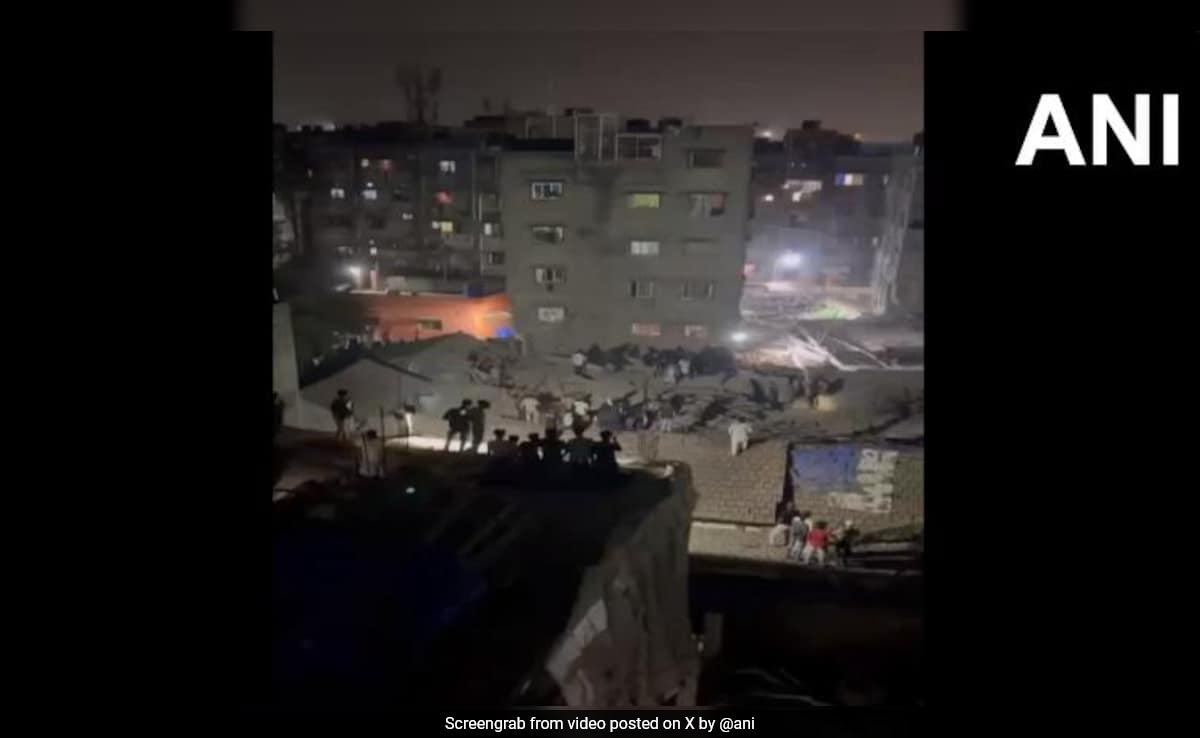 Stand By Distressed Families: Mamata Banerjee As Building Collapses In ...