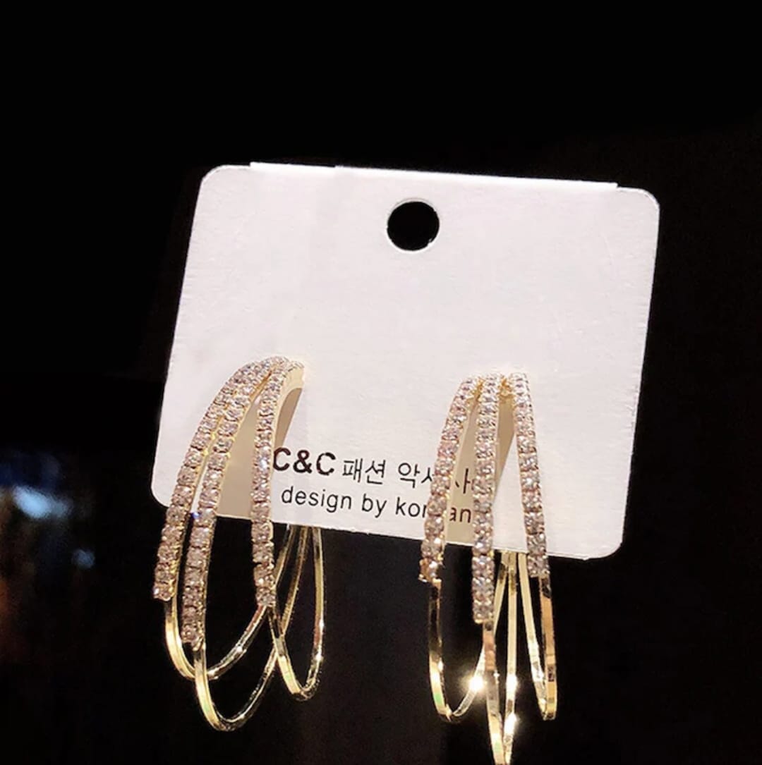 Myntra Birthday Blast: Yellow Chimes Jewellery Collection Offers ...