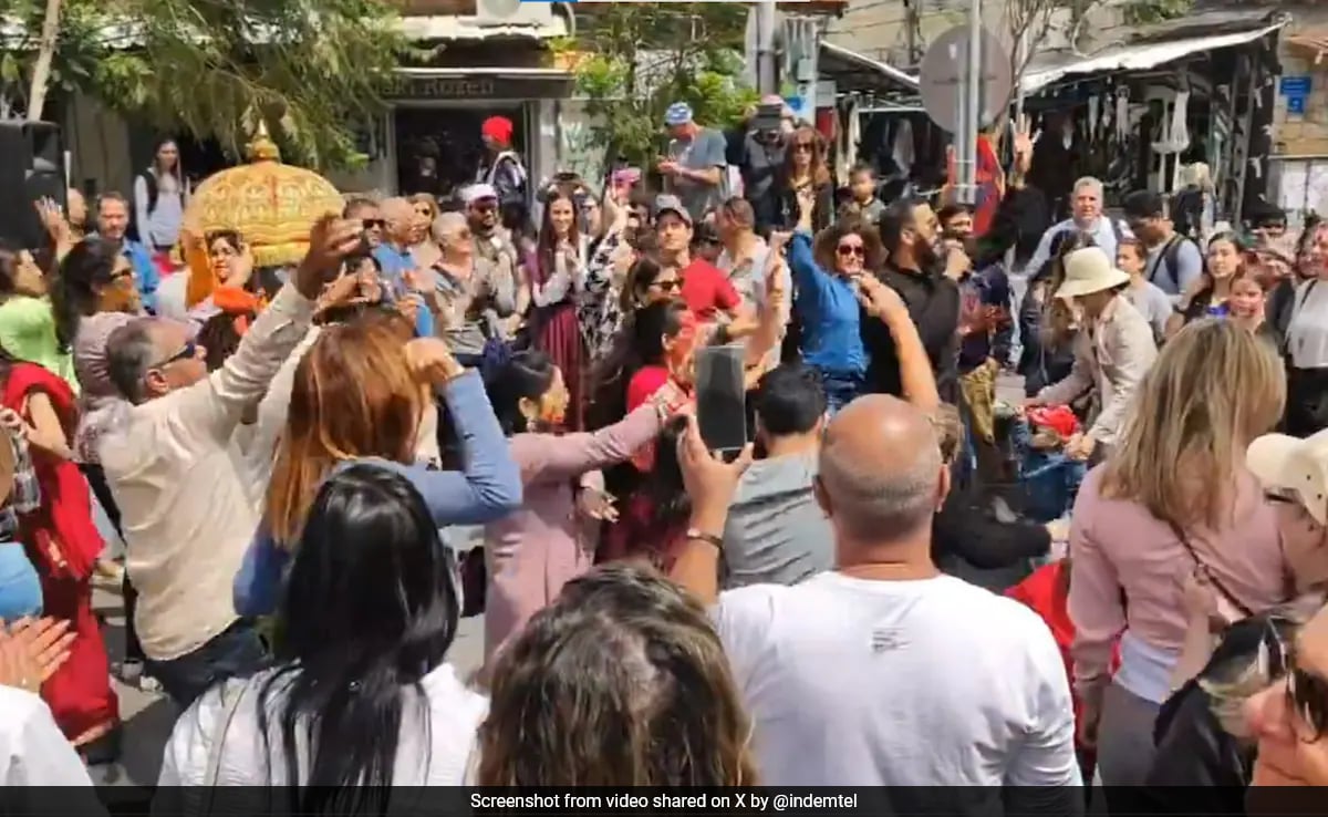 Video: Indians, Israelis Celebrate Holi And Jewish Festival Of Purim In ...