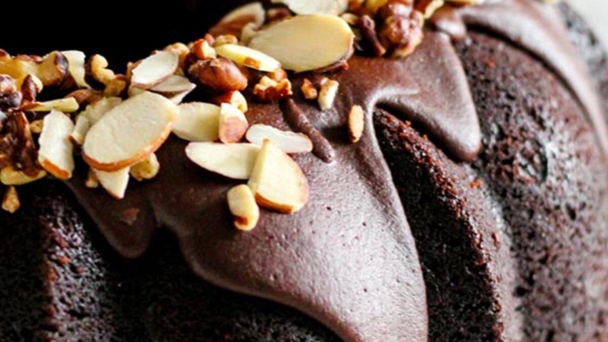 Father's Day पर पापा के लिए बनाएं Eggless Chocolate Cake, रेसिपी जान ...