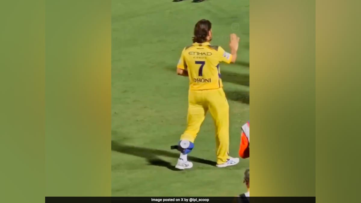 MS Dhoni Seen Limping After Explosive IPL Knock, Leaves Fans Worried - Watch | Cricket News