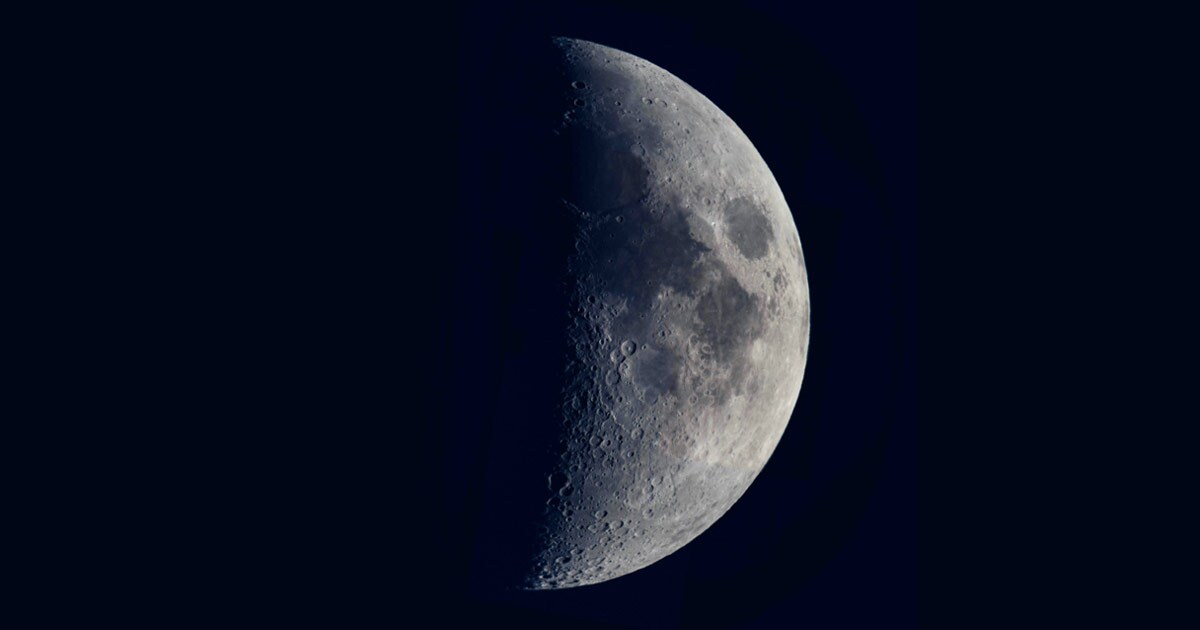 'Silver Surfer' On Moon? NASA Pics Go Viral