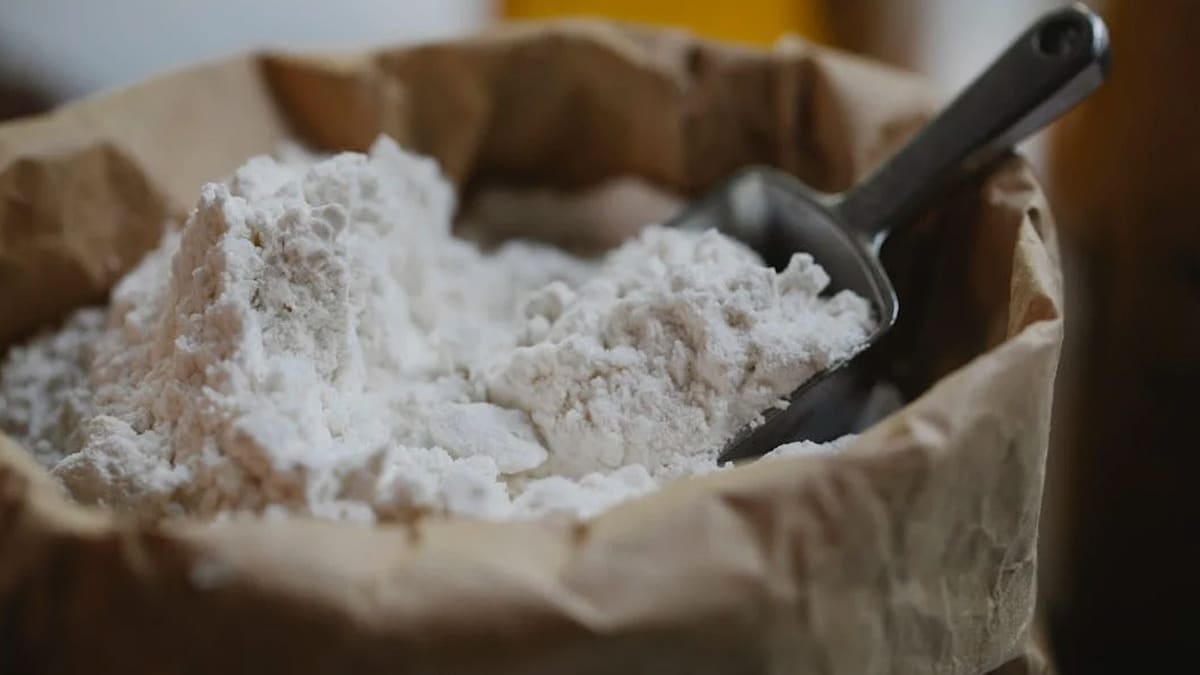 Does Maida Really Stick To Your Gut? Nutritionist Busts This Popular ...