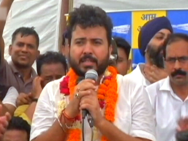 AAP's Durgesh Pathak Gets Central Agency Call In Delhi Liquor Policy Case