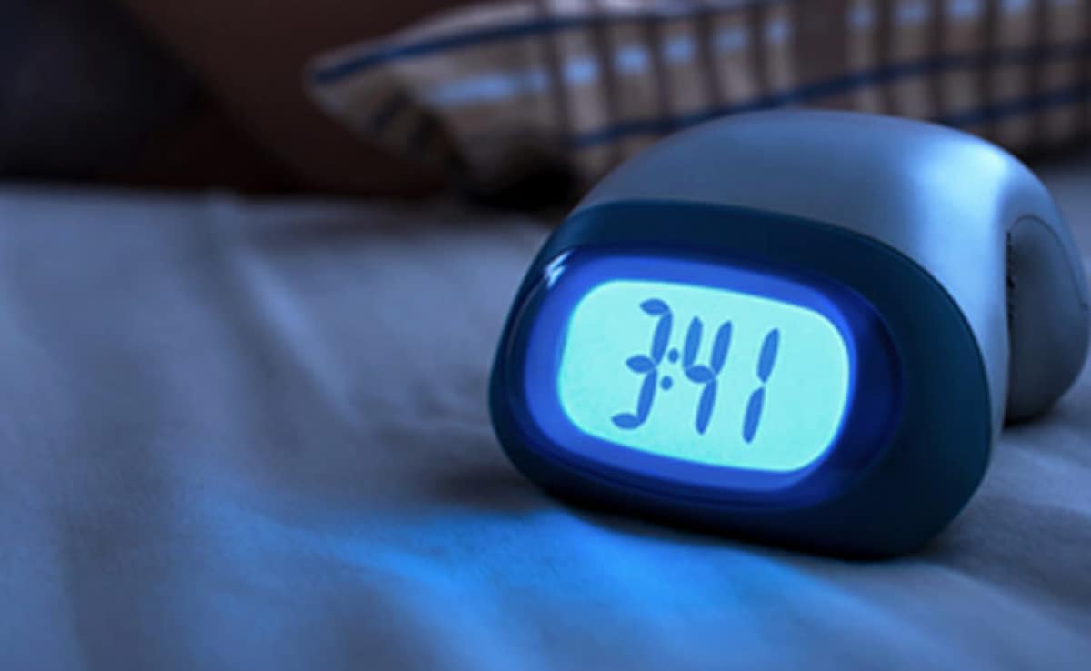 Waking Up At 3 AM? Expert Says Your Breakfast Could Be The Culprit