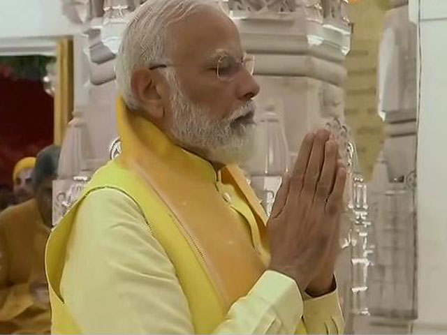 PM Modi Offers Prayers At Ayodhya's Ram Temple