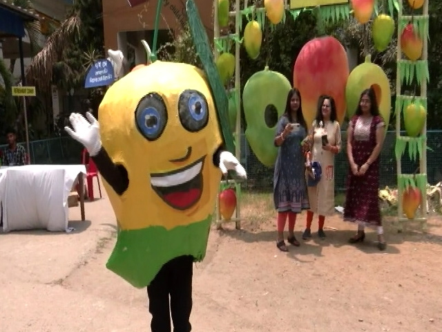 Watch: Mango-Themed Voting Booth In West Bengal's Malda