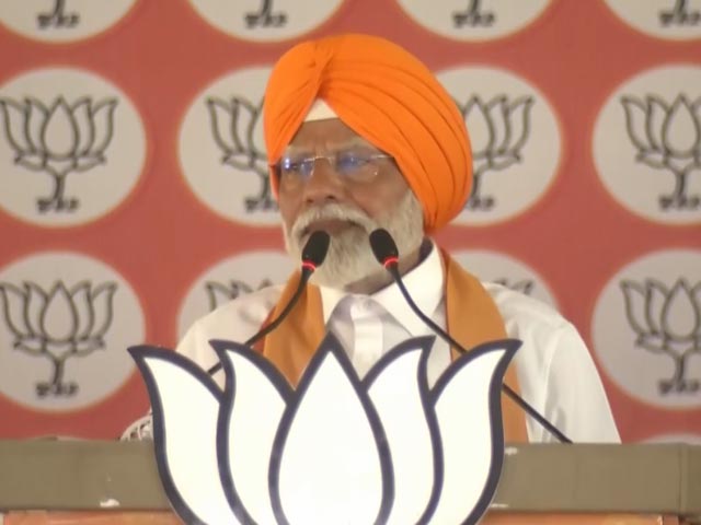 PM Modi Attacks Congress, AAP In Punjab: "'Panja', 'Jhaadu Are From ...
