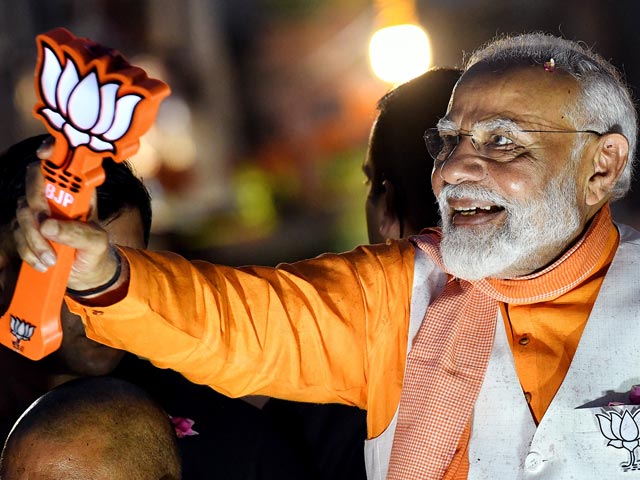 Lok Sabha Election: Varanasi से तीसरी बार चुनावी मैदान में उतर रहे PM ...