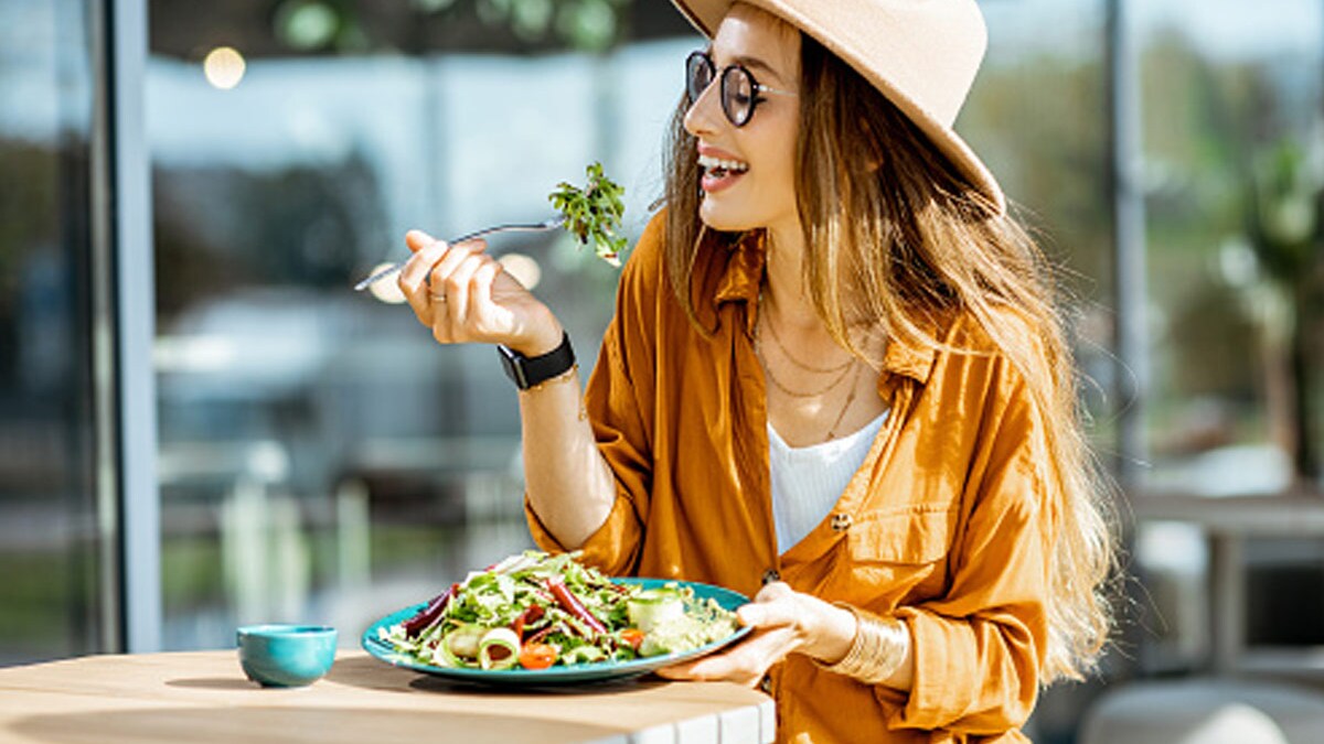 Why You Must Start Every Meal With A Plateful Of Veggies - Biochemist ...