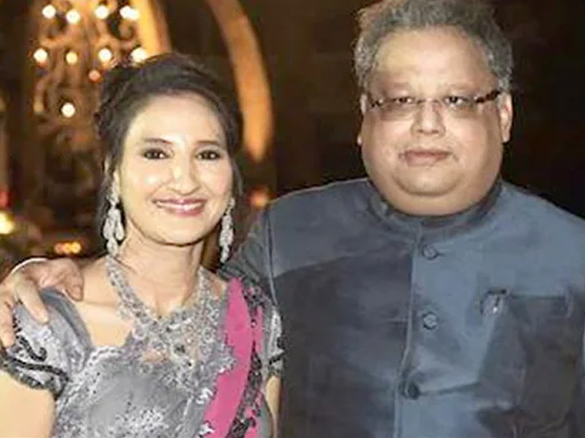 Rakesh Jhunjhunwala's Wife Loses Rs 800 Crore As Her Biggest Stock Bet ...