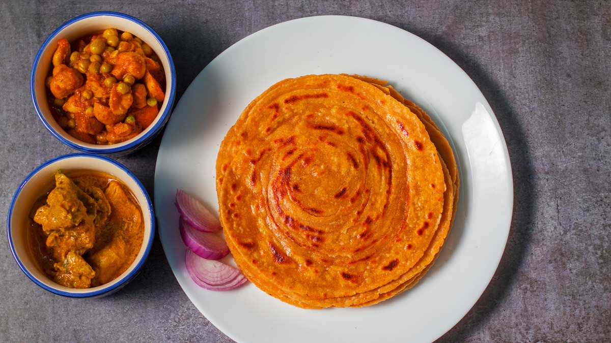 5 Different Styles Of Folding Lachha Paratha - NDTV Food