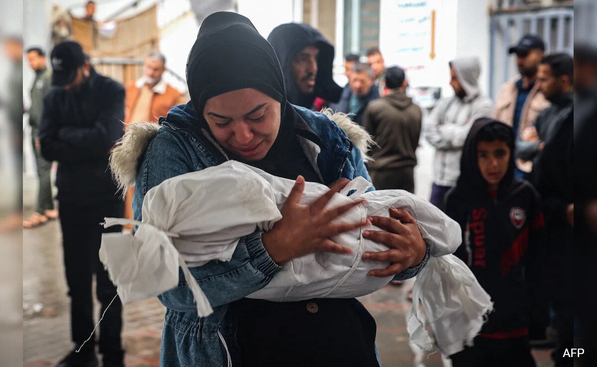 Israel Army Says "Encourages" Gazans In East Rafah To Head To ...