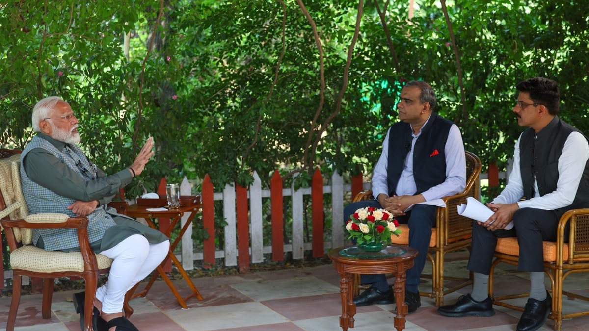 PM Modi TO NDTV: 'मैं काशी का हूं, मैं अविनाशी हूं,' हमारी सरकार की कोई ...