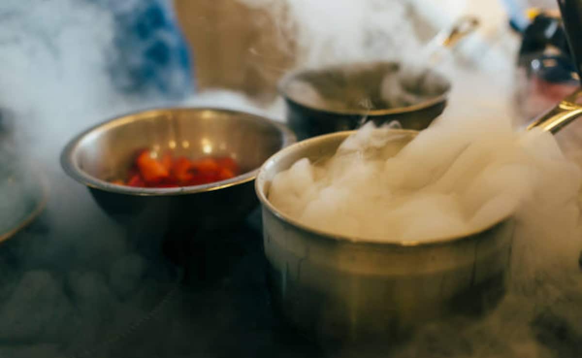 Bengaluru 12-Year-Old Girl Develops Hole In Stomach After Eating Smoky ...