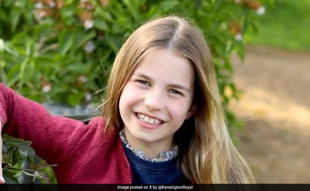 Royal Family Celebrates Princess Charlotte's 9th Birthday With Adorable Pic