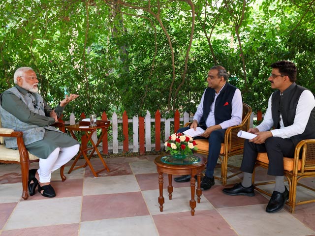 PM Modi EXCLUSIVE: Phase 6 Election से पहले मोदी ने कहा, आशीर्वाद है तो ...