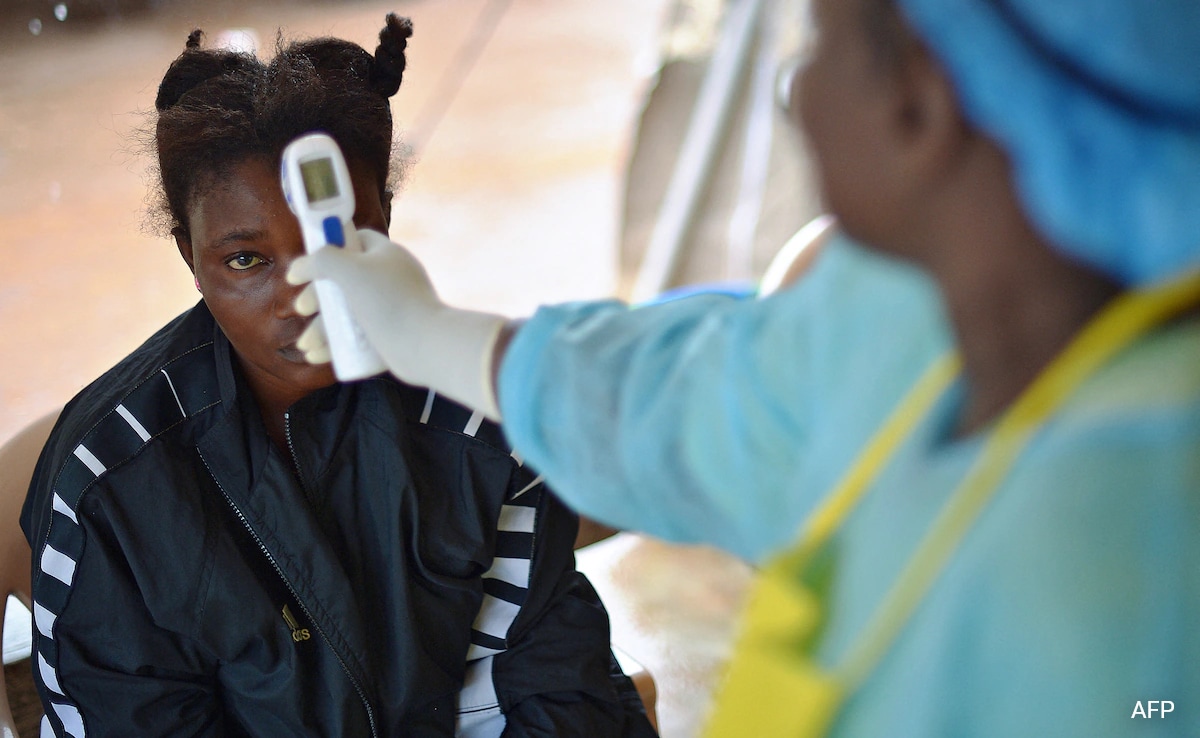 Ebola Outbreak In South Africa Kills 65: How Does The Disease Spread?